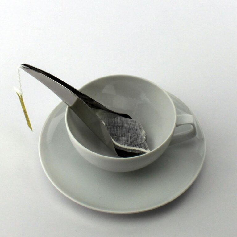 Alessi Teo Tea Bag Spoon - Make Designed Objects
